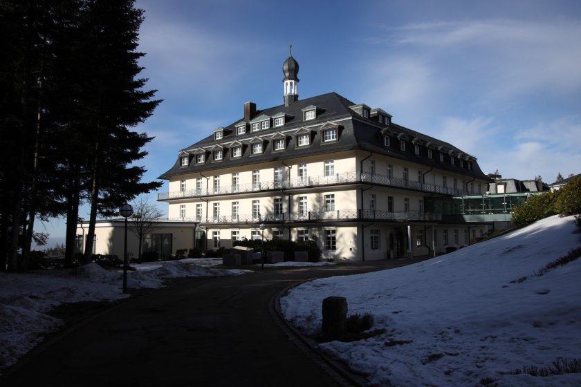 DPP 4.0 - Desaturated Colors in Dark Shadows? | Page 2 | DPReview Forums