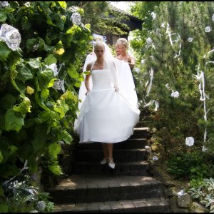 Arriving & Waiting 03 | DPReview Forums