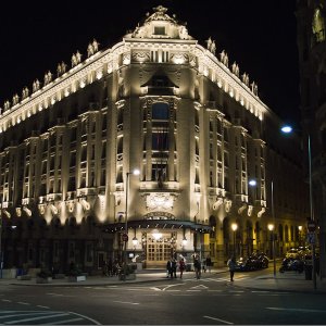 XZ-1 Low Light-5 | DPReview Forums