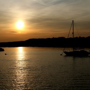 Sunset Over the Medway | DPReview Forums