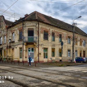 Old building | DPReview Forums