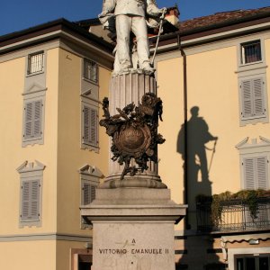 The King's Shadow | DPReview Forums