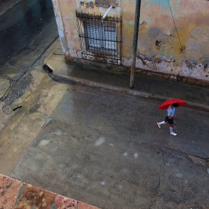 Red umbrella | DPReview Forums