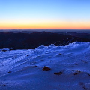 Trail Sign and Washington Before Sunrise | DPReview Forums