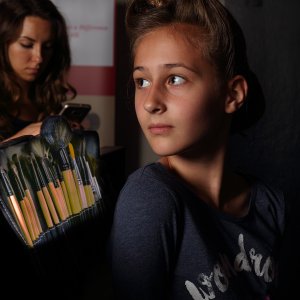 Designer Olga Papkovitch| Model Beth M Donnelly | Photographer Tony Filson | DPReview Forums