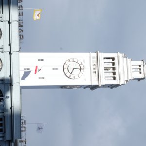 S.F. Ferry Building against Dark & Gloomy sky | DPReview Forums