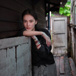 simple portrait of Gao Ming Ming | DPReview Forums