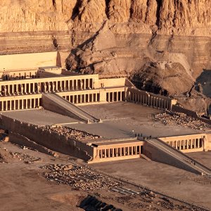 Hatshepsut Temple (Sunrise) | DPReview Forums