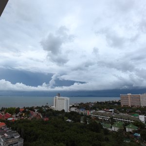 The hole | DPReview Forums