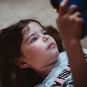 One Up Girl-0349 | DPReview Forums