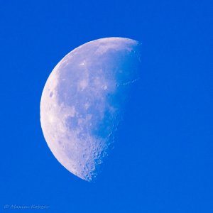 Half Moon | DPReview Forums