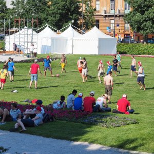 recreation in the city center | DPReview Forums