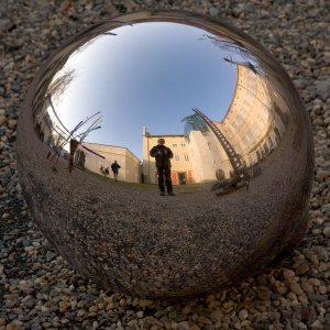 veistos | DPReview Forums