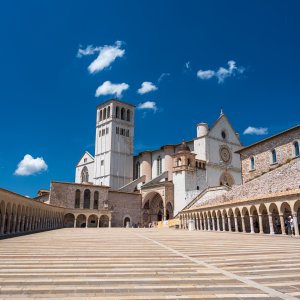 St Francesco court | DPReview Forums