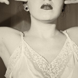 B+W Portrait | DPReview Forums