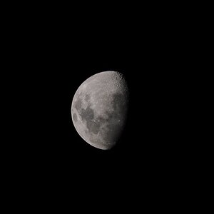 Moon just after dusk. | DPReview Forums