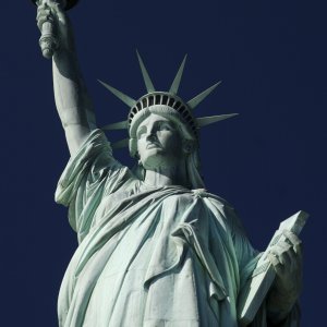 The Statue of Liberty | DPReview Forums