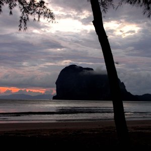 Pak Meng Beach Moon Lit Night | DPReview Forums